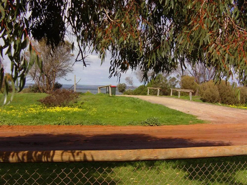 Kingscote Tourist Park and Family Units | Holiday Park in South ...